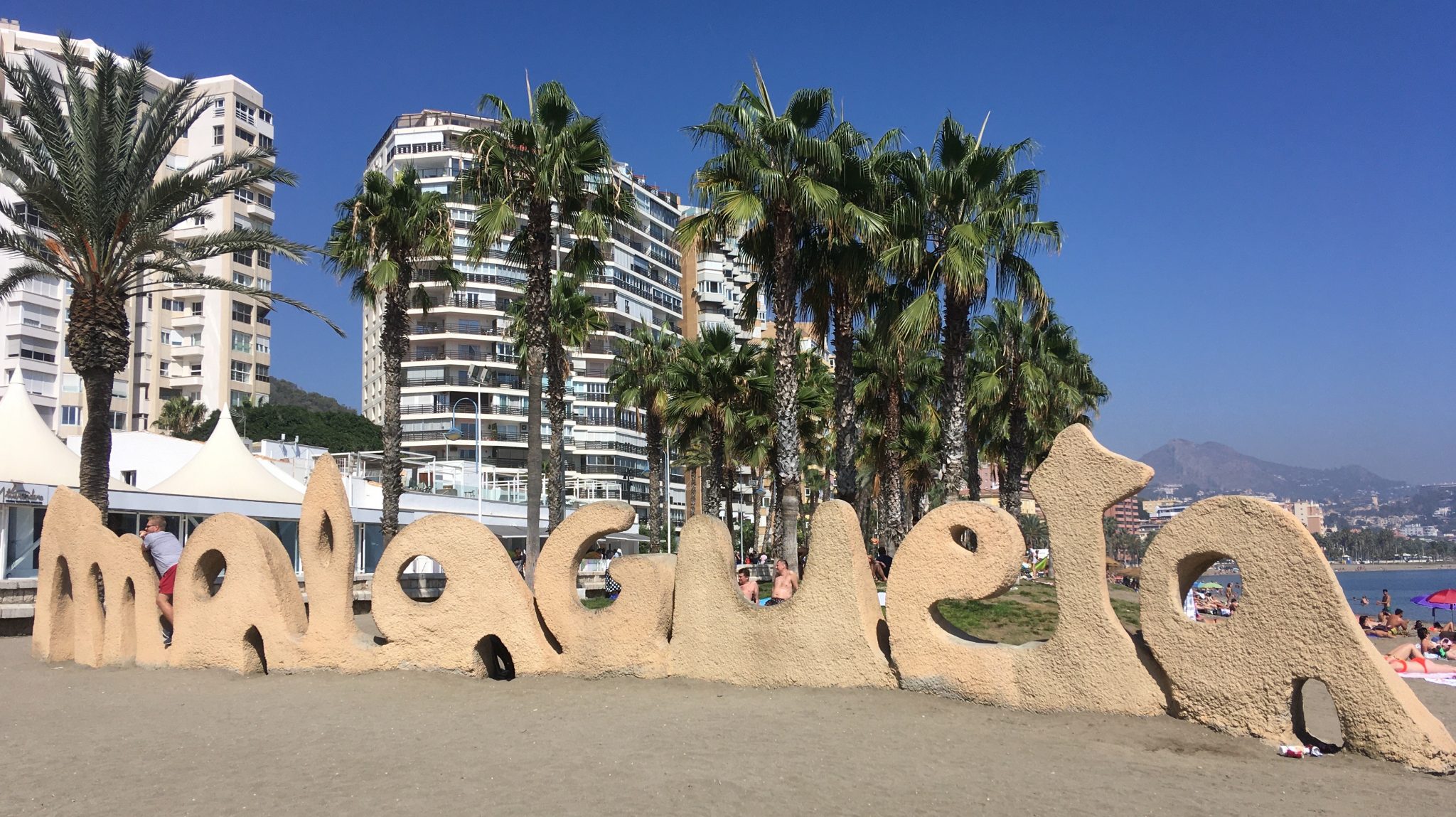 Malaga Hiszpania - darmowy poradnik 2024 r. | Podróże z Hubertem